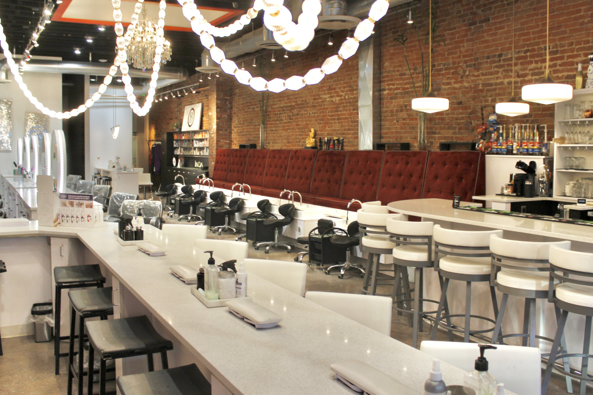 Winner Best Salon - Beauty Bar Salon & Spa